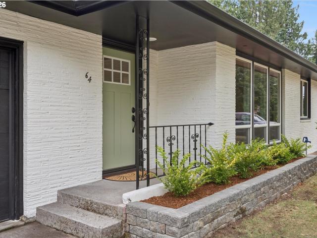 64 nw florence ave