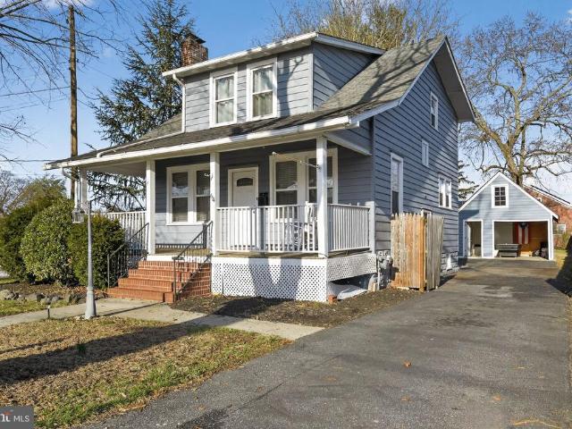 64 Oak Street