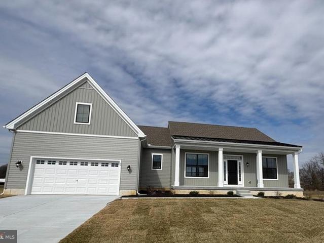 64 Obsidian Dr, Felton, DE 19943