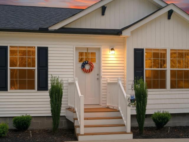 64 pine rd