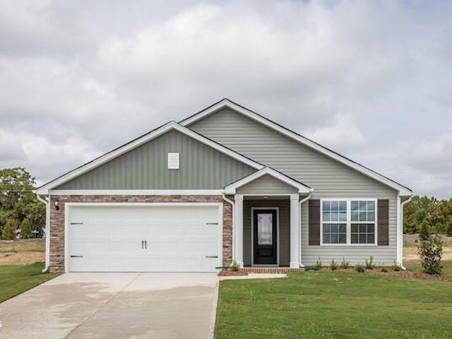 64 Rider St, Broadway, NC 27505