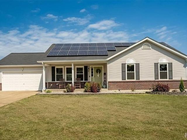 64 Robin Hood Dr, Troy, MO 63379
