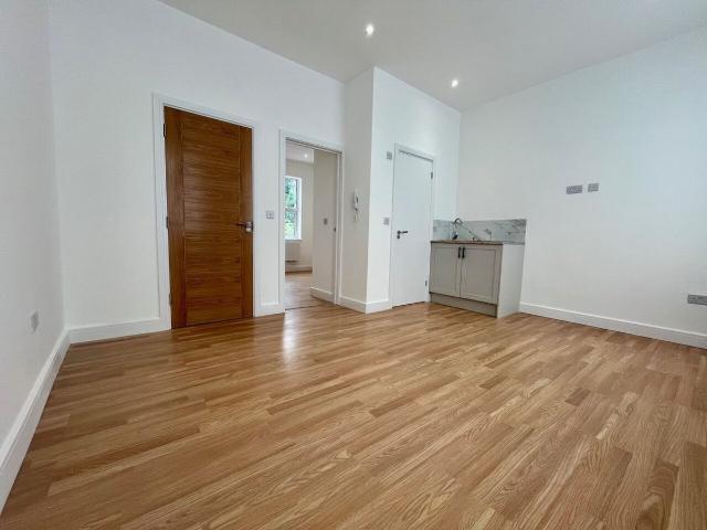 64 Rucklidge Avenue, London NW10, Studio to rent, £1,650 pcm | PrimeLocation
