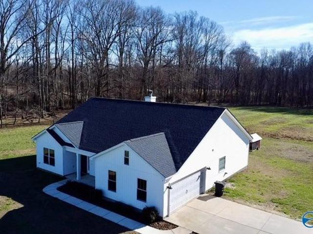 64 S Elliot Rd, Ardmore, TN 38449
