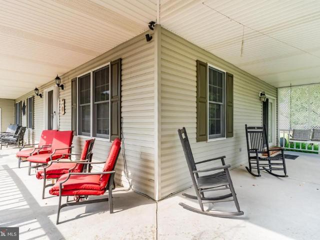 64 S Pin Oak Drive