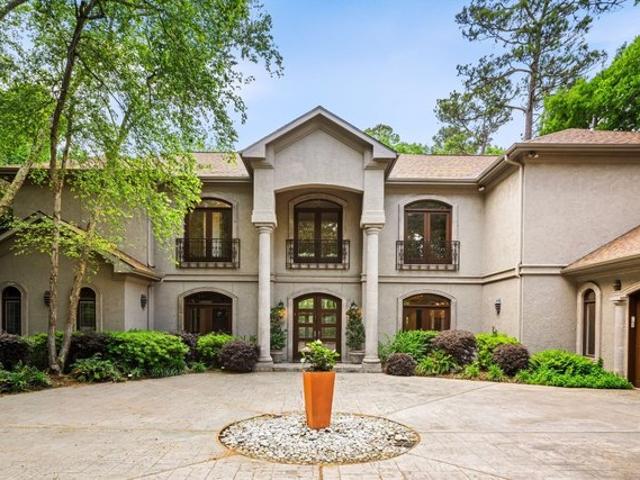 64 Saddlebrook Ln, Houston, TX 77024