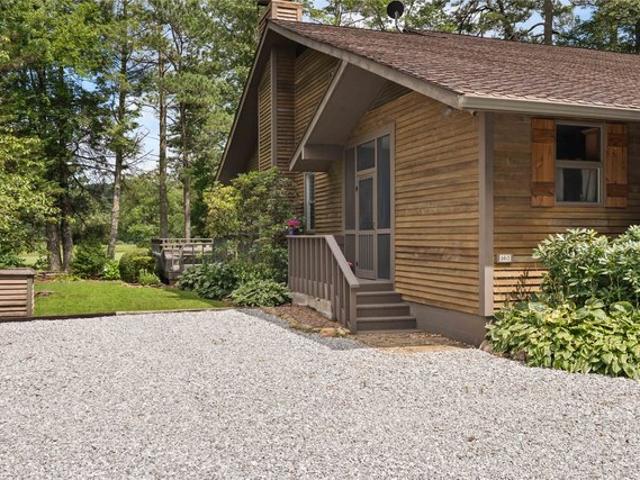 64 Saint Andrews Fairway Hamlet Dr Unit 5, Sapphire, NC 28774