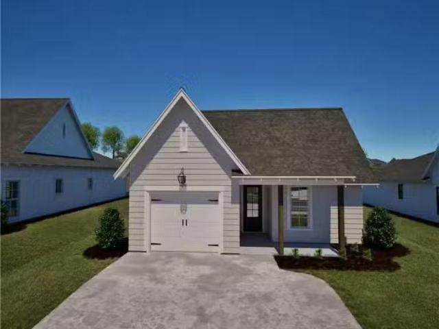 64 SUMMER STREET, OPELIKA, AL 36804