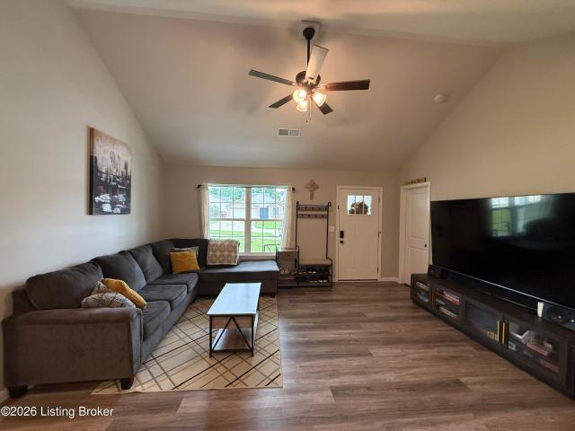 64 Sycamore Dr