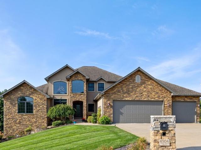 6504 N Stone Ridge Dr, Quincy, IL 62305