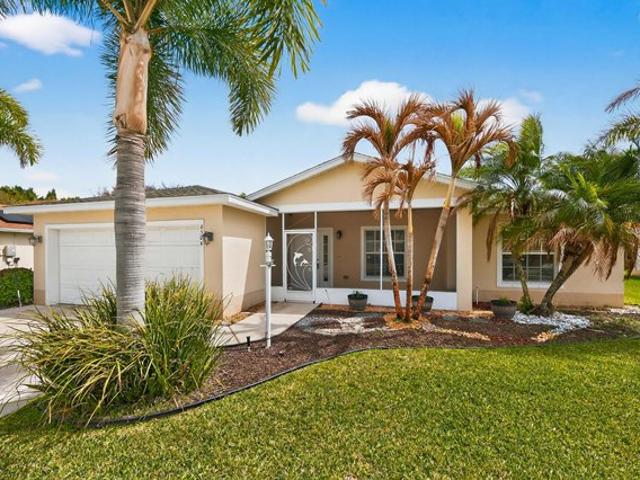 6504 Las Palmas Way, Port Saint Lucie, FL 34952