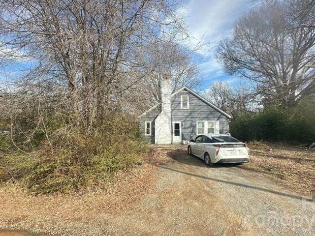 6504 Pence Rd Unit A, Charlotte, NC 28215
