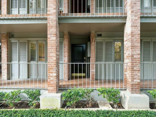 6505 Bayou Glen Road, Houston, US, TX