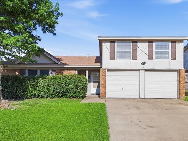 6505 Hughes Dr, Watauga, TX 76148