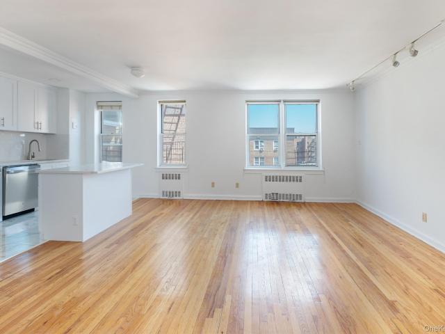 6505 Yellowstone Boulevard 6H