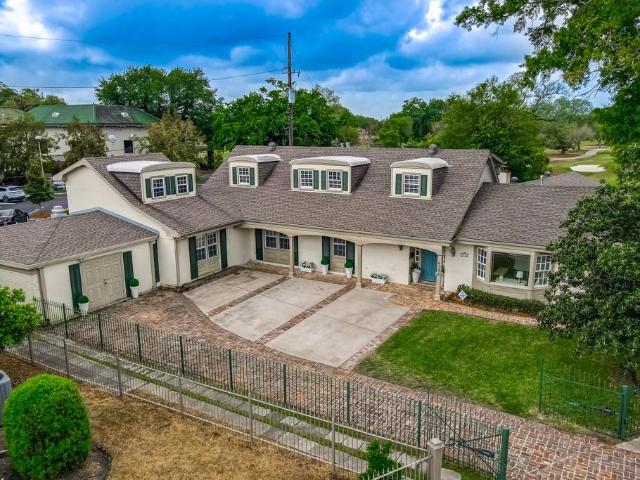 6506 Oakland Drive