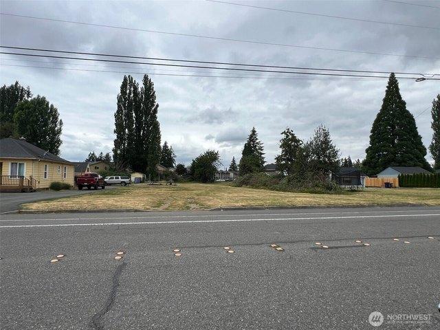 6506 Armar Rd, Marysville, WA 98270