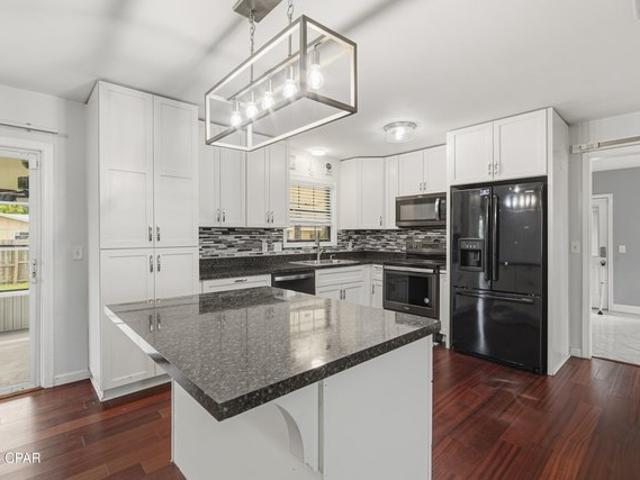 6506 Hiwassee St, Panama City, FL 32404