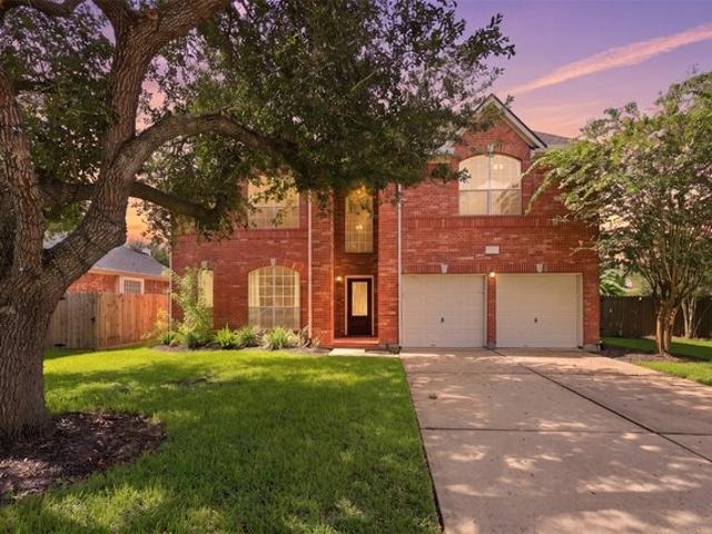 6506 River Glen Ct, Pearland, TX 77584