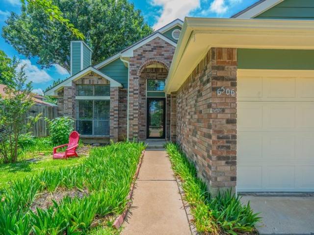6506 Topaz Dr, Arlington, TX 76001
