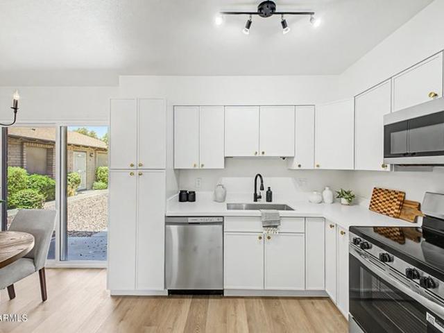 6507 S Kenneth Pl Unit C, Tempe, AZ 85283