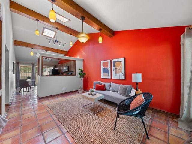 6507 Spring Lark St, San Antonio, TX 78249