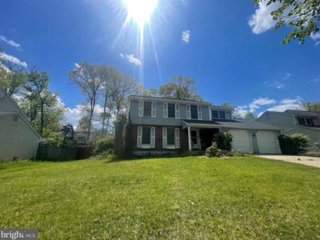 6508 Woodstream Dr, Lanham, MD 20706