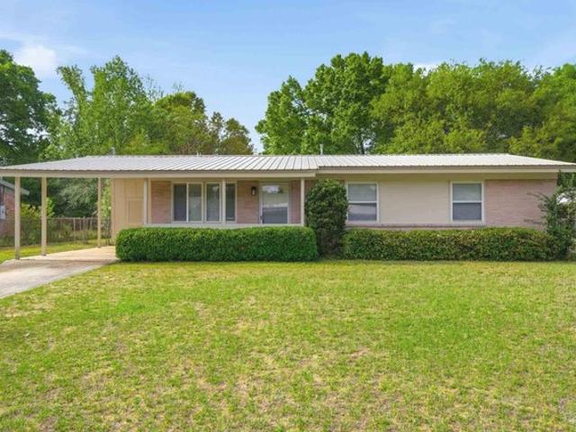 6509 Lark Ave, Milton, FL 32570