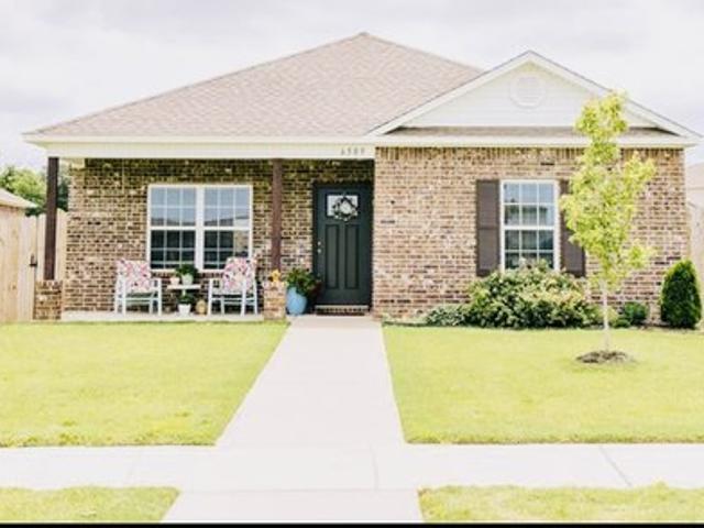 6509 SW Warrington Rd, Bentonville, AR 72713
