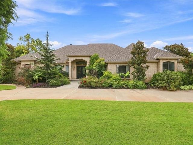 6500 NE 113th St, Edmond, OK 73013