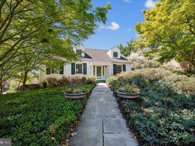 6500 Brookes Hill Ct, Bethesda, MD 20816