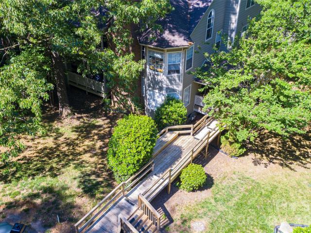 6500 Clavell Lane