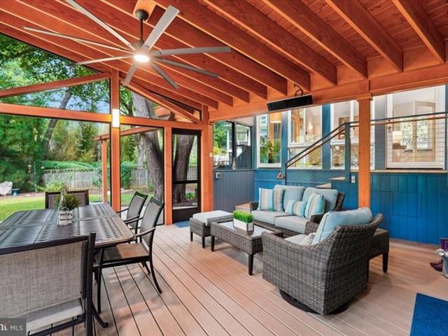 6500 Pyle Rd, Bethesda, MD 20817