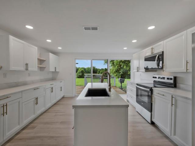 6500 Plainview Drive