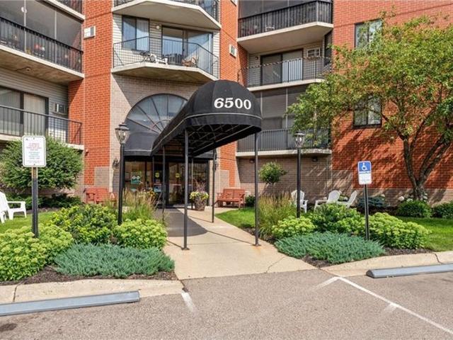 6500 Woodlake Dr Apt 910, Richfield, MN 55423