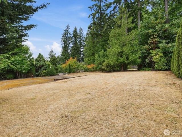 6500 44th St W, University Place, WA 98466