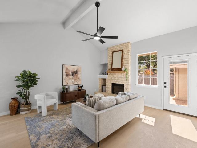 6501 Brush Country Rd # 120