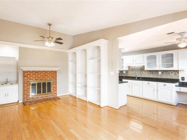 6501 Deerings Ln, Peachtree Corners, GA 30092