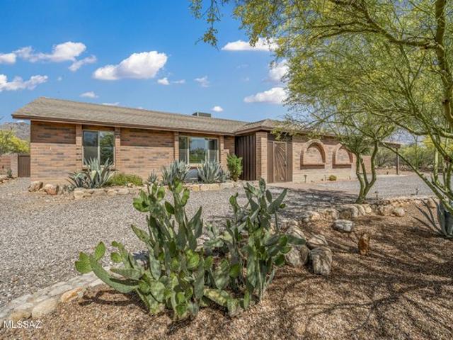 6502 N Calle De Estevan, Tucson, AZ 85718