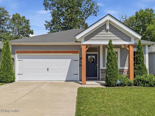 6502 Oak Village Dr, Louisville, KY 40228