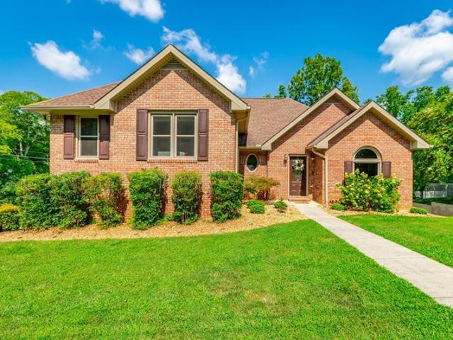 6503 Fox Den Ln, Hixson, TN 37343