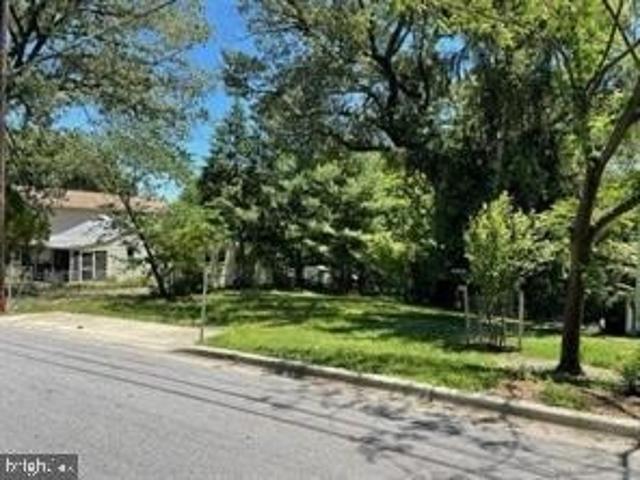 6503 Kansas Ln, Takoma Park, MD 20912