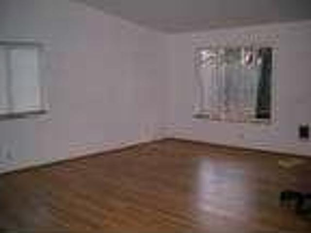 $650 / 3br 1000ftÂ² 2 bath like new duplex hud ok