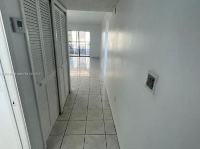 650 149th St NE #402F, Miami, FL 33161