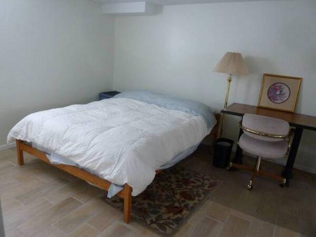 $650 / 1br $650 / 1 Bedroom Room for rent Chicago