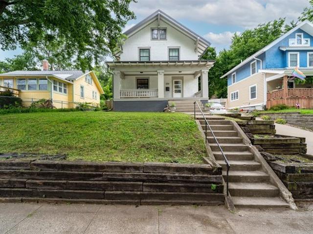 650 27th St, Des Moines, IA 50312