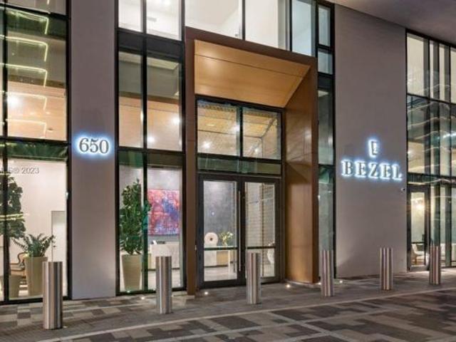 650 2nd Ave NE #4107, Miami, FL 33132