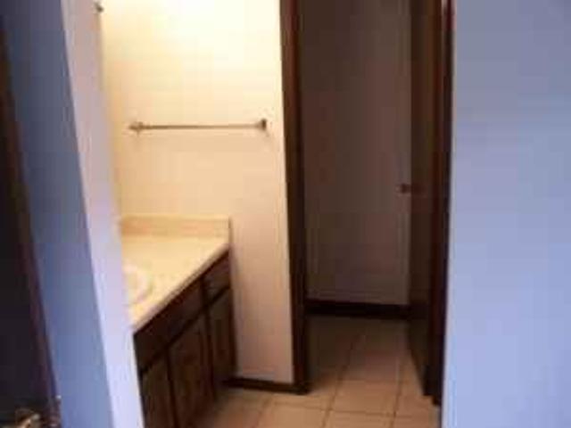$650 / 2br Spacious Two Bedroom Available! Clubhouse Renovations Coming Soon! 4401 South 27th Street map