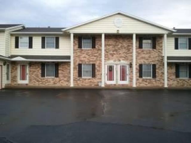 $650 / 2br 1200ft² Nice 2 Bedroom Townhouse by College Freeport