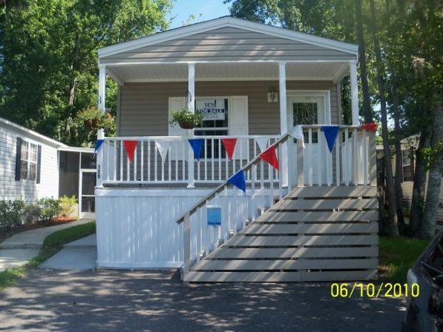 $650 / 2br 800ft² $99.00 move in special westside map